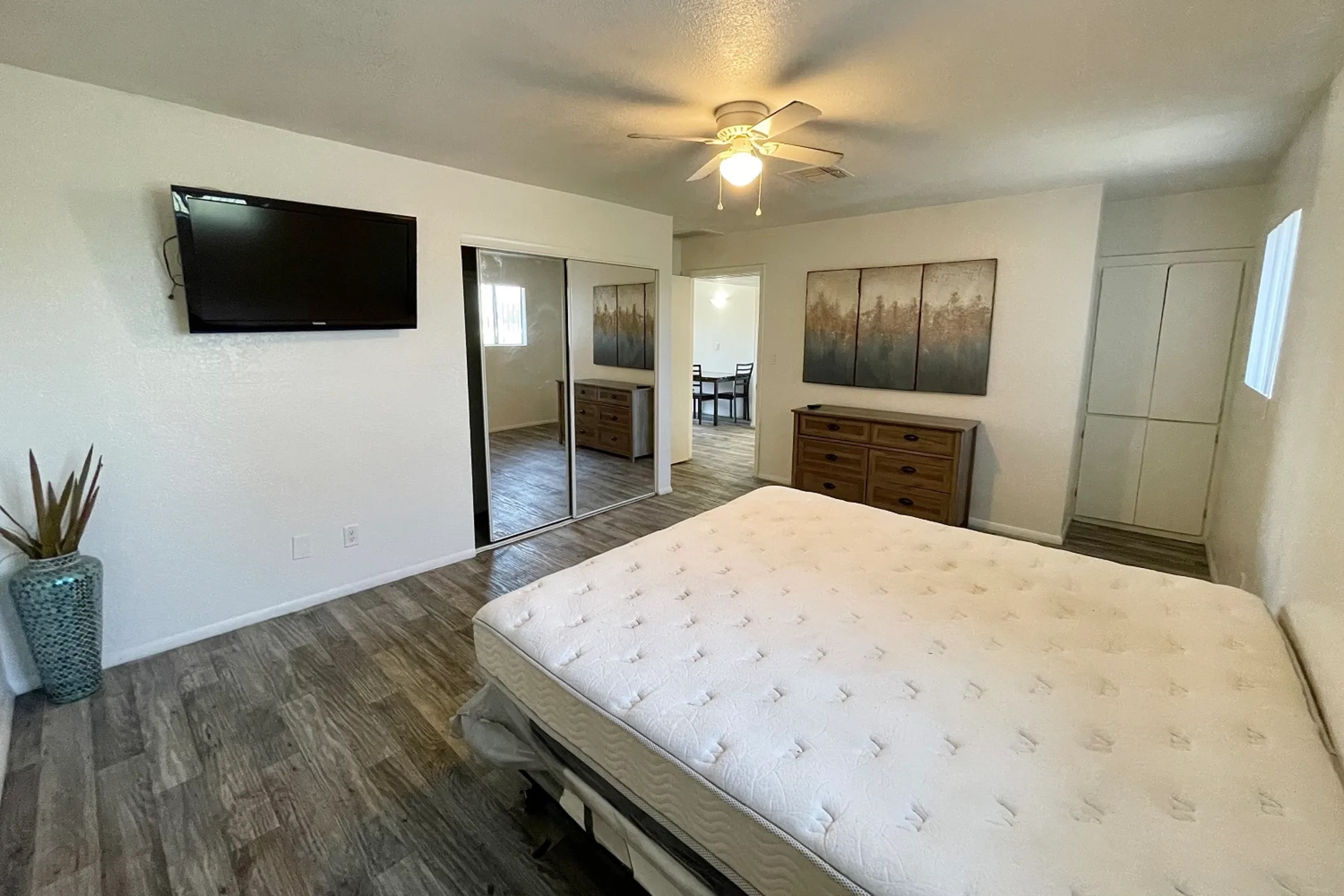 Elevate @ 27 Apartments - Phoenix, AZ 85051 Elevate @ 27 Apartments - Phoenix, AZ 85051