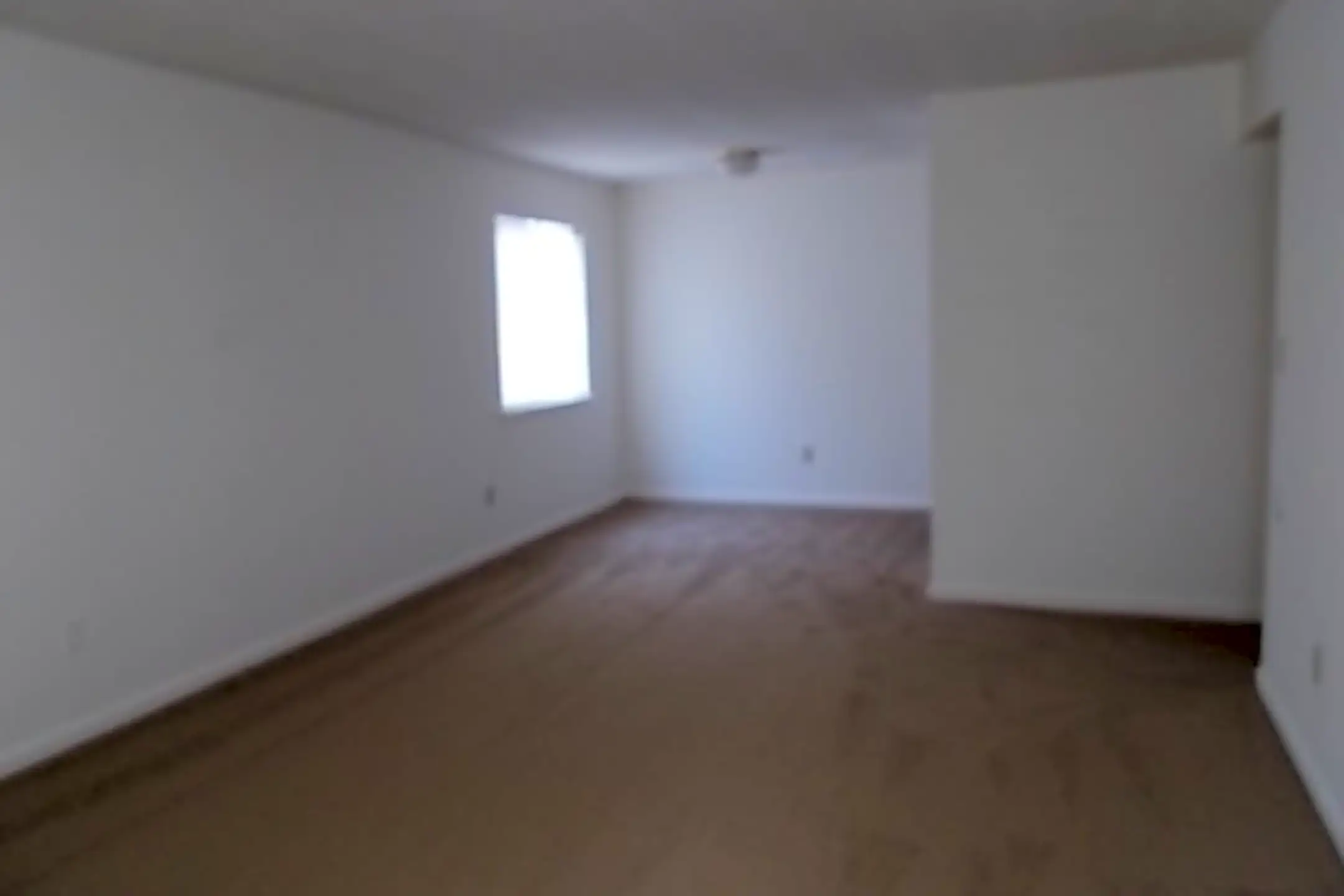 320 E Mercury Blvd 320 E Mercury Blvd Unit 17 Hampton Va Houses