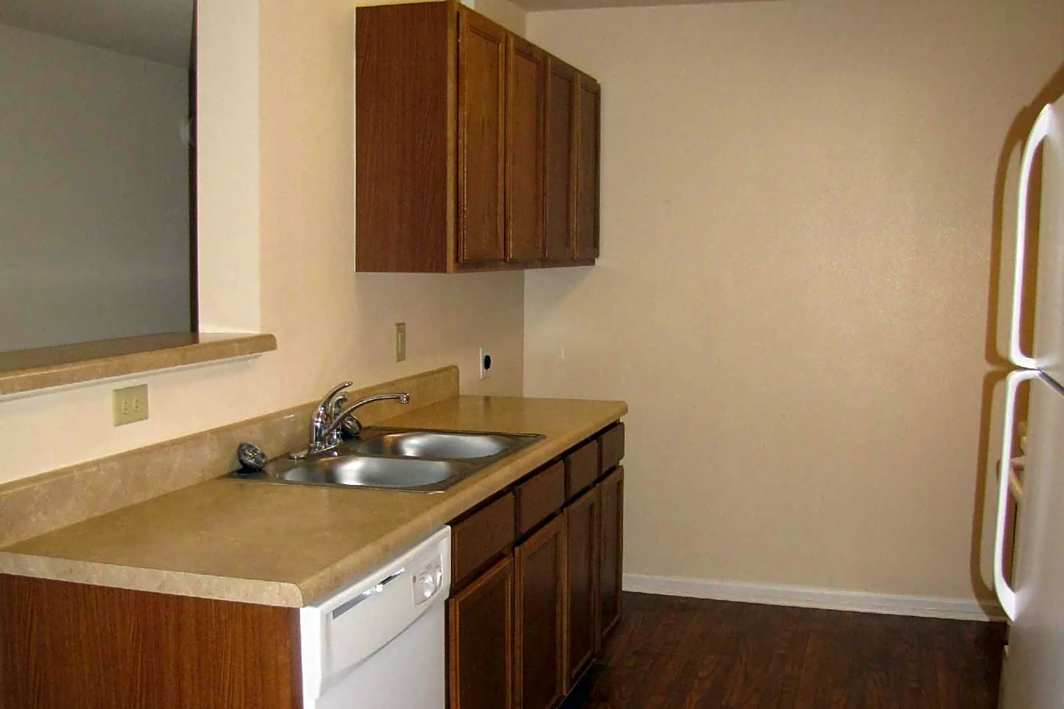Southbrook 917 Cherry Ave Birmingham Al Apartments For Rent Rent