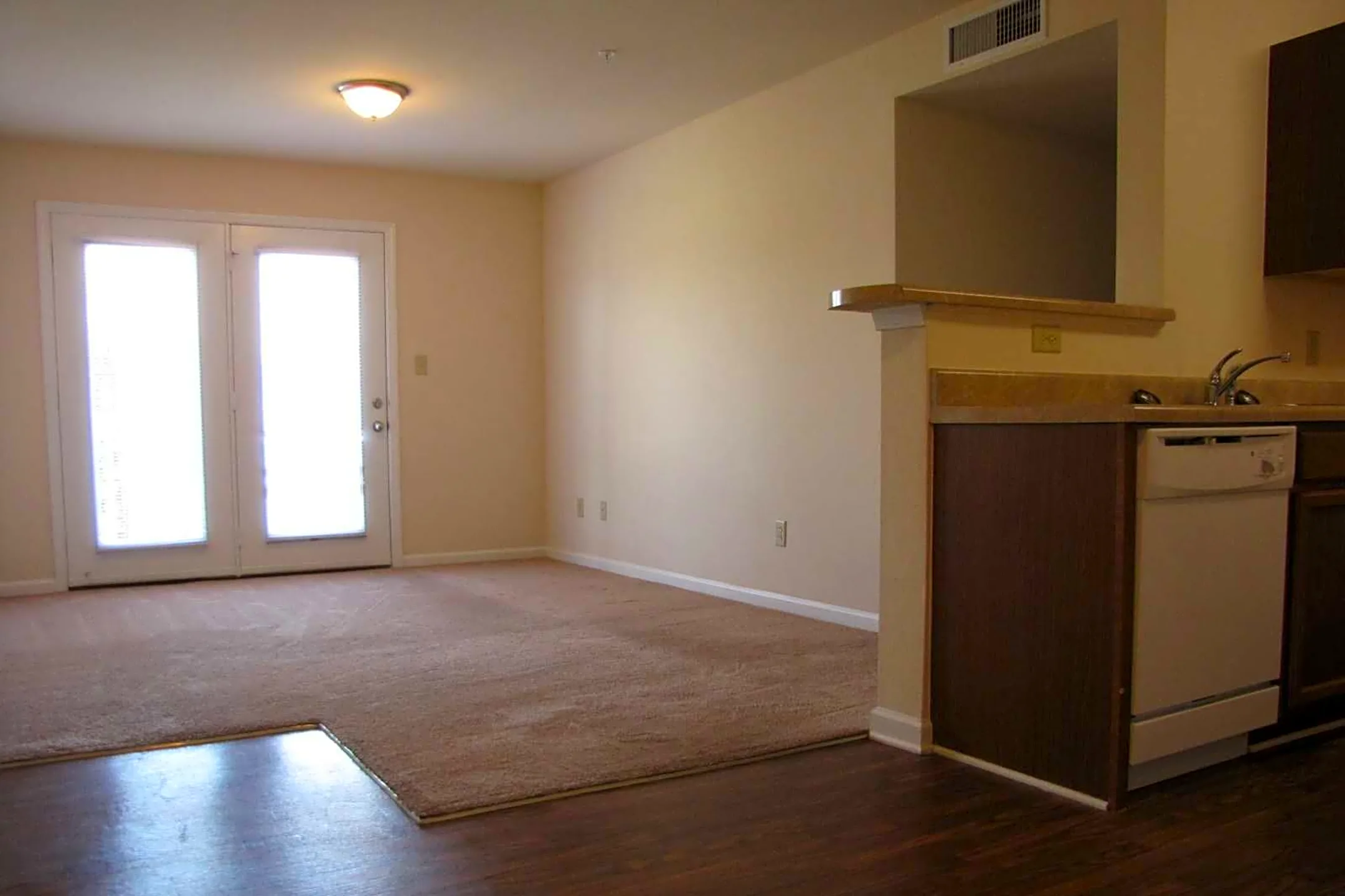 Southbrook 917 Cherry Ave Birmingham Al Apartments For Rent Rent